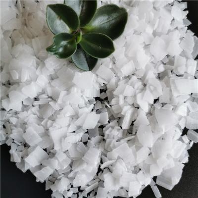 China Sodium Hydroxide Pearl /Caustic Soda 99% Industrial Grade High Quality Caustic Soda Liquid/Naoh Sodium Hydroxide Liquid for sale