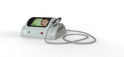 China Popular strecth mark removal Skin treatment RF microneedle machine in Salon for sale