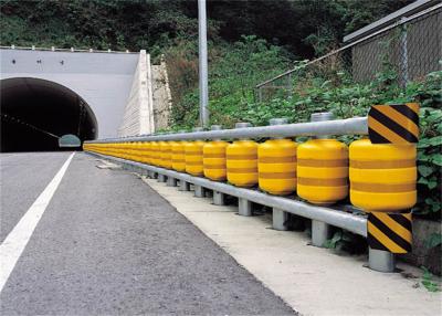 Cina Corrimano rotante per autostrade Corrimano a rulli di sicurezza in schiuma di PU in vendita