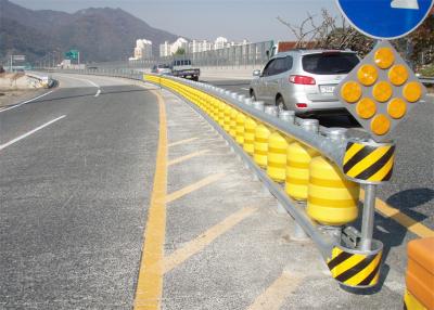 China Highway Guardrail Anti Collision Facility Roller EVA Rotary Barrel Te koop