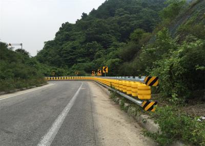 China High Speed Guardrail Rotating Safety Road Barriers Anti Collision EVA materiaal Te koop