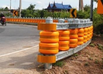 China Barreira do rolo de estrada do corrimão de Eva Buckets Rolling Anti Crash da segurança de tráfego à venda