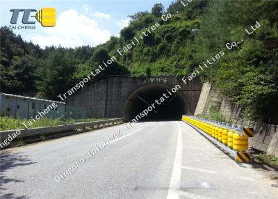 China Barandilla de las instalaciones de transporte de la barrera de desplome del rodillo de la galvanización de la inmersión caliente en venta