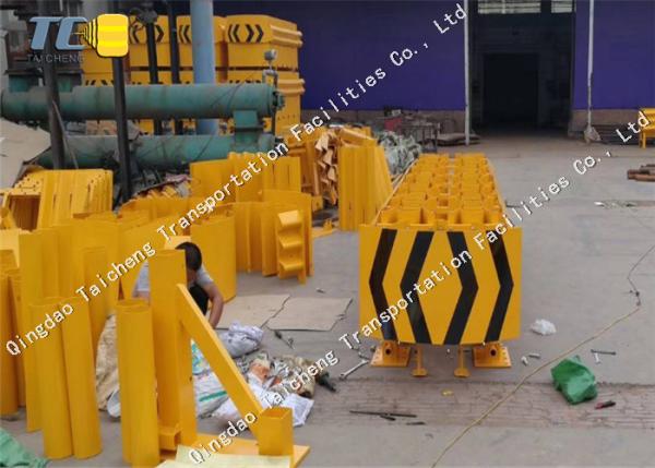 Crash Cushion Attenuator Highway Traffic Safety Crash Buffer Attenuator Tunnel Entrance