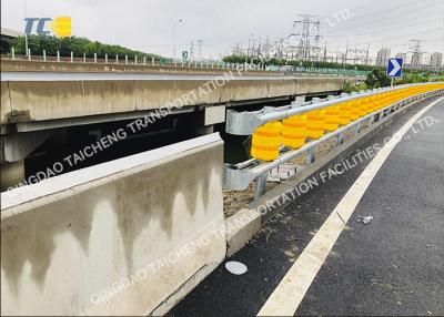 China Verkehrs-biegsame Wendeltreppe-Leitschienen-Plastiksperre zu verkaufen