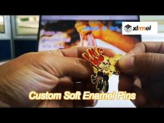custom metal gold spin lapel pin with rubber caps for carnivals