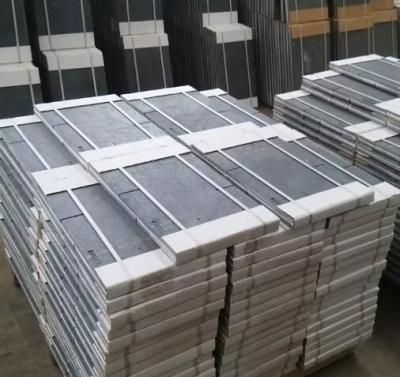 Cina Resistenza alle alte temperature Ripiani per forni a carburo di silicio Piastra ceramica refrattaria Sic in vendita