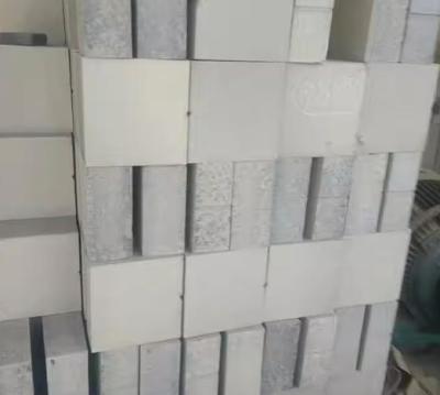 China Hoogtemperatuur en slijtvastheid Fosfaat Hoog aluminiumbrikken voor cement rotatieoven Te koop