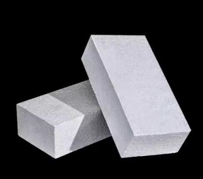 China Alumina Bubble Refractory Brick 1800C Alumina Hollow Ball Insulating Brick For Ceramic Furnace for sale