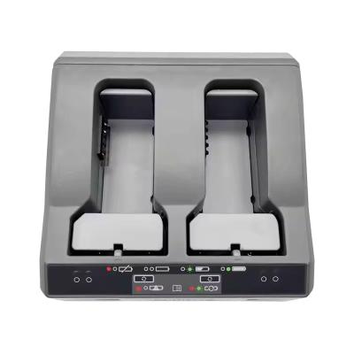 Cina Nuovo Caricabatterie Trimble a due vani a doppia fessura 53018010 per batteria GPS Trimble R10 R8 S6 S8 SPS985, stazione totale, caricabatterie DHL in vendita
