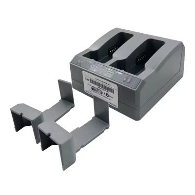 Cina Nuovo Caricabatterie Trimble a due vani a doppia fessura 53018010 per batteria GPS Trimble R10 R8 S6 S8 SPS985, stazione totale, caricabatterie DHL in vendita