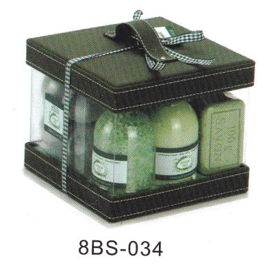 China Pure Herbal Bubble Bath Gift Set , Beautiful Bath Oil Gift Sets #8BS-034 for sale