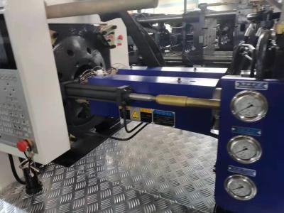 Cina Macchina svertical dello stampaggio ad iniezione della gabbia di plastica della macchina dello stampaggio ad iniezione A-50ton \ di XY50 in vendita