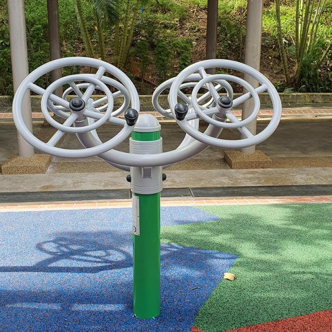 Economical Outdoor Gym Workout Gear