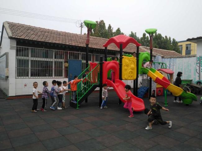 Stylish Outdoor Playground for Kids