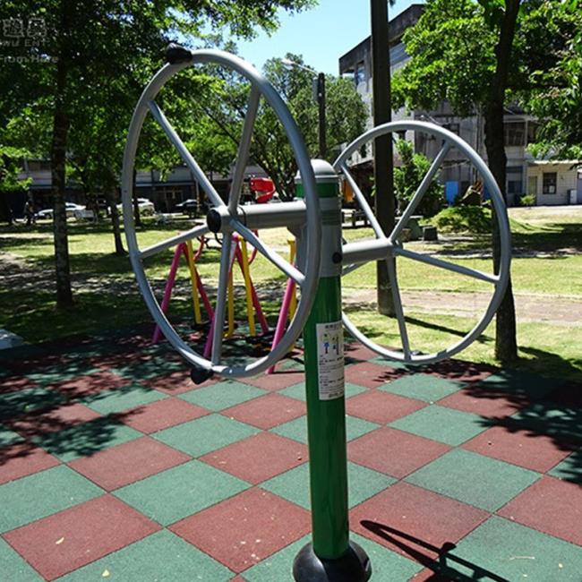 Outdoor Gym Essential Toned Upper Body Arm Wheel