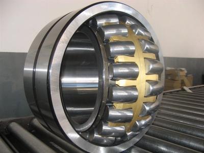 China Het zware Lager van de de Kooi Sferische Rol van het Ladingsmessing 22328CC W33 voor Kaakmaalmachine Te koop