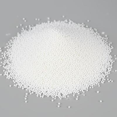 China CPE 135A 1.35 G/cm3 Density and 35±1 Chlorine Content for Exceptional Plastic Production for sale