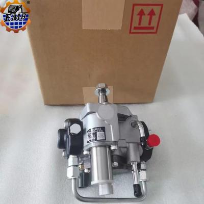 Cina 1460A095 Pompa di iniezione di carburante Common Rail 294000-2330 per Mitsubishi 4N15 in vendita