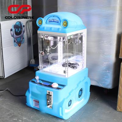 Cina Mini Plush Claw Crane Arcade Coin Operated Game Machine nei Game Center e nelle sale arcade in vendita