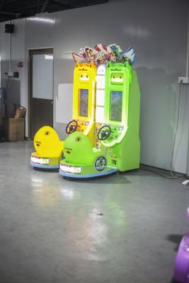 中国 EUプラグ カラフルパーク キディライドシミュレーター カーレースゲーム マシン コイン操作 アークードゲームマシン 販売のため