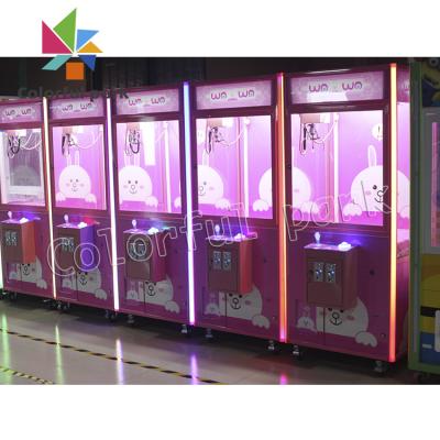 Cina Apparecchiatura a manica di gru con monete di rifornimento diretto adatta per il centro giochi di divertimento in vendita