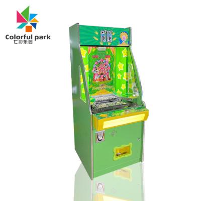 Cina Coin operato colpire macchina di spinta moneta per gioco verde arcade a Colorful Park in vendita