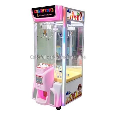 Cina Crazy Toys 3 Premi Crane Claw Coin Vending Machine con certificazione CE in vendita