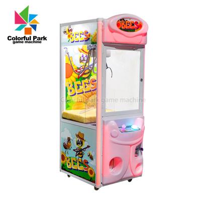 Cina Certificato CE Macchina da vendere regalo a manica d'api con monete per giochi arcade 81cm in vendita