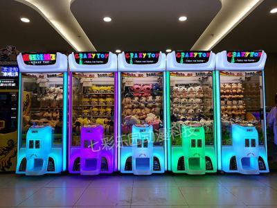 Cina Amusement Game Center Piccolo giocattolo Claw Crane Machine per bambini Online Vending Thrills in vendita