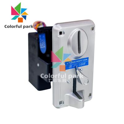 Cina Certificato CE Mini gru con artigli per gru per giocattoli per spedizionieri di parchi colorati in vendita