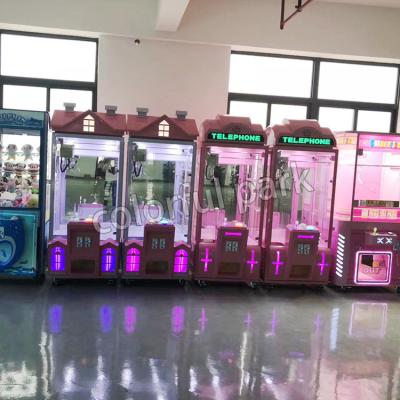 Cina Gioco d'Artigli all'interno Intrattenimento Gran profitto giocattolo Gioco di Artigli Griglia Macchina per premiare in vendita