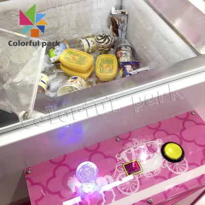Cina Età 3 anni Certificato CE Coin Operated Style Vending Claw Crane Machine per bambini in vendita