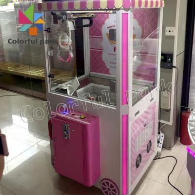Cina Età 3 anni Certificato CE Coin Operated Style Vending Claw Crane Machine per bambini in vendita