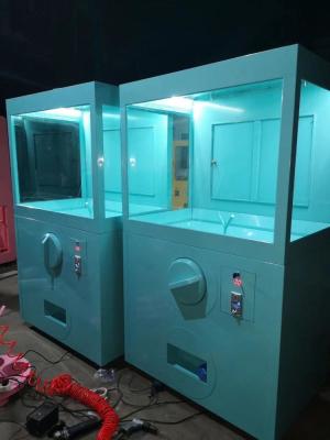 Cina Macchina per capsule all' interno con monete Gashapon Machine ideale per il centro giochi di divertimento in vendita
