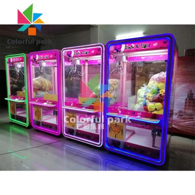 China Colorido Parque Mini Máquina de Garras para Amusement Game Center Emoção e Recompensas à venda