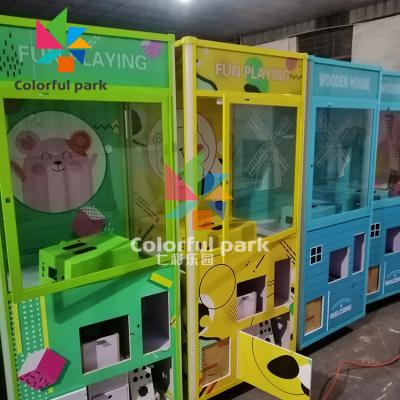Cina Colorful Park Malesia Piccola gru con artigli per piccole imprese è personalizzata in vendita