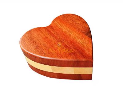 China CNC Cut Affordable Wholesale Price Small Order Quantity Supported, Heart Shaped Wooden Cremation Urn Box for Pets for sale