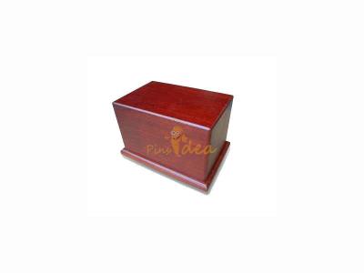 China Affordable MDF with Veneer Cherry Color Wooden Traditional Cremation Ashes Dog Urns for sale
