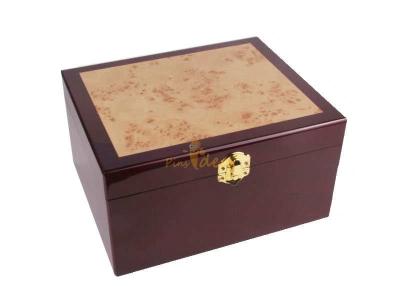 China Good Quality Burlwood Wooden Pet Keepsake Urn Box with Gold Metal Closure, Velvet Lined Inner, Great Memorial Gift for sale