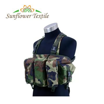 Cina Dimensione tattica di campeggio di nylon di Rig Magazine Pouches Vest Adjustable del petto in vendita