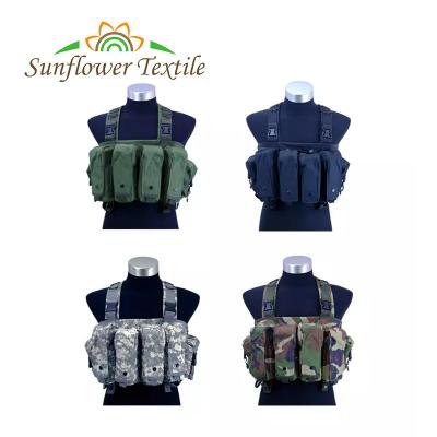 Cina Dimensione tattica di campeggio di nylon di Rig Magazine Pouches Vest Adjustable del petto in vendita