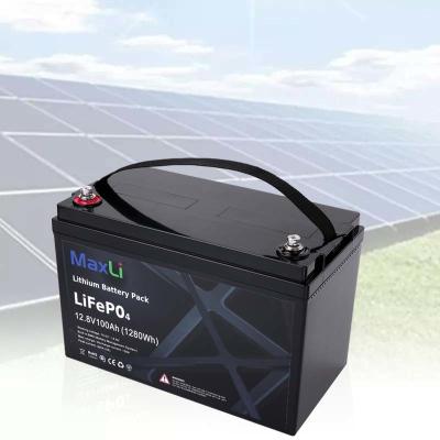 Cina Pacchetto solare su misura della batteria al litio della batteria 12V 100Ah RV di 12V Lifepo4 con BT in vendita