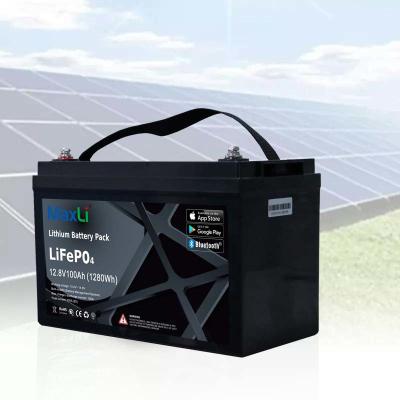 Cina Pacchetto solare su misura della batteria al litio della batteria 12V 100Ah RV di 12V Lifepo4 con BT in vendita