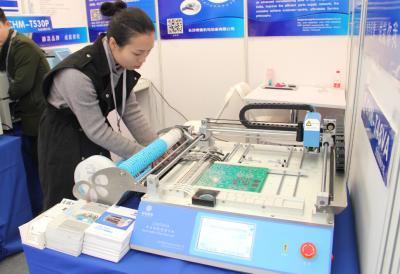 China Hottest Model CHMT48VA SMT Automatic Pick Place Machine + Vision System Linux Computer for sale