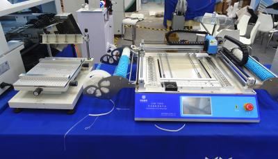 Cina Stampante dello stampino di SMT di alta precisione 3040 + scelta dello smt di CHMT48VB e macchina del posto in vendita