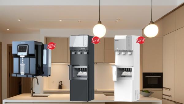 Touchpad Control Panel Ice Maker with 3.7L Water Capacity and NO App-Controlled Feature