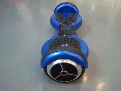 Cina 2 ricaricabili spingono il motorino d'equilibratura di auto, mini Segway Hoverboard a 6.5 pollici in vendita