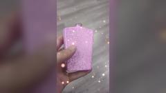 The perfume bottle is vacuum-coated with a pink or blue film layer.