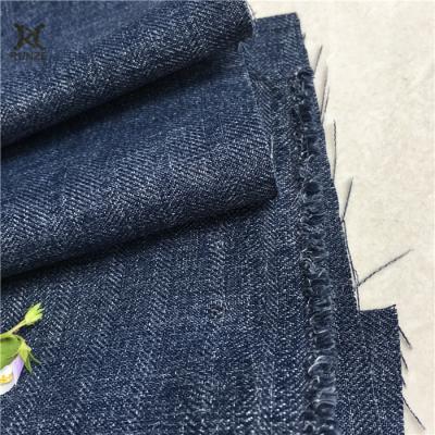 China 175GSM Soft Flow 250D Polyester Cation ATY Garens Geweven Haringbone Stof voor Down Jackets Te koop